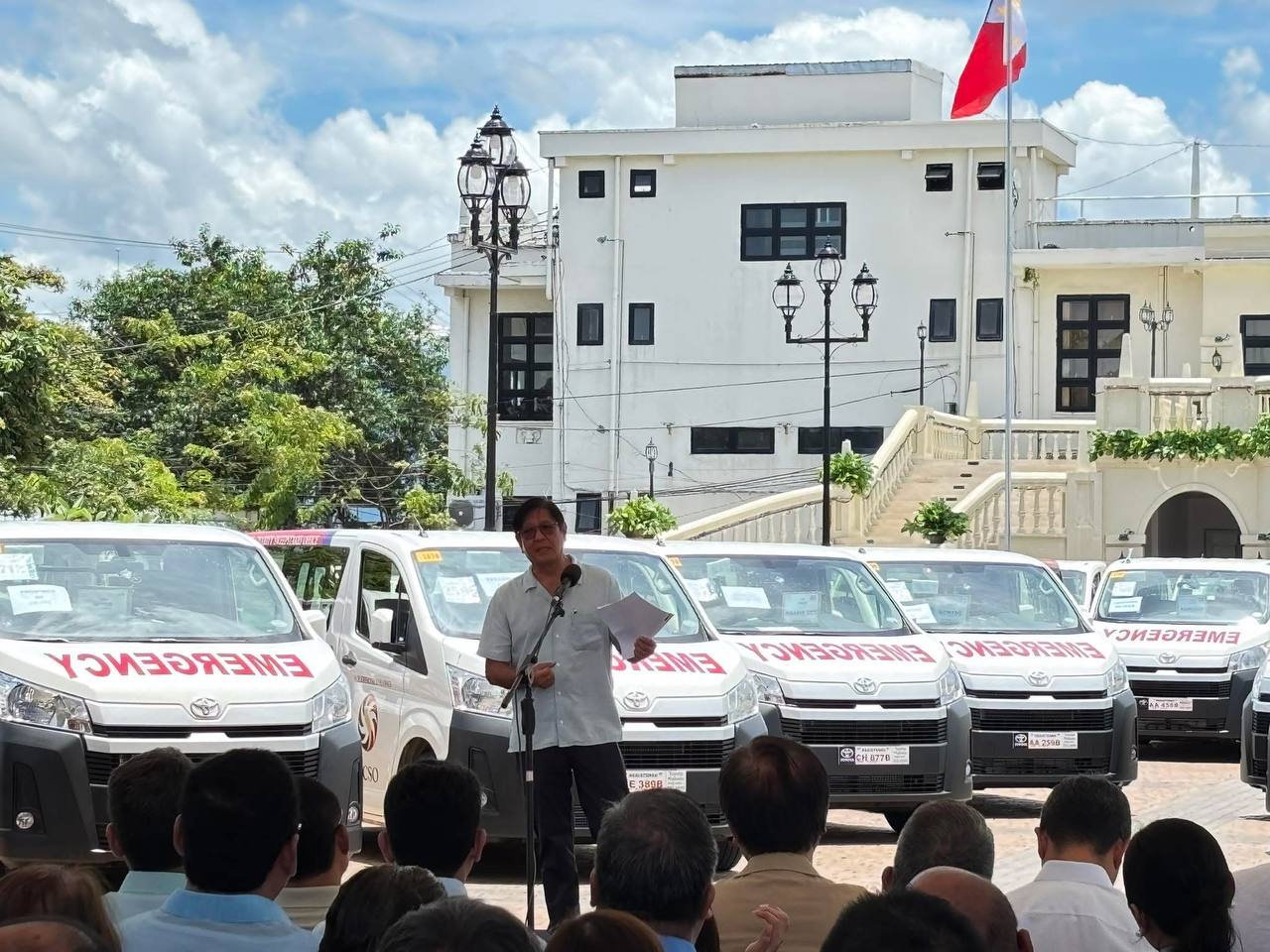 President Bongbong Marcos boosts Eastern Visayas healthcare with 124 new ambulance units for ...