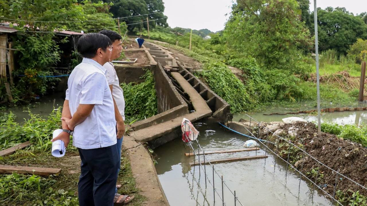 Marcos creates independent 3-member commission to probe flood control ...