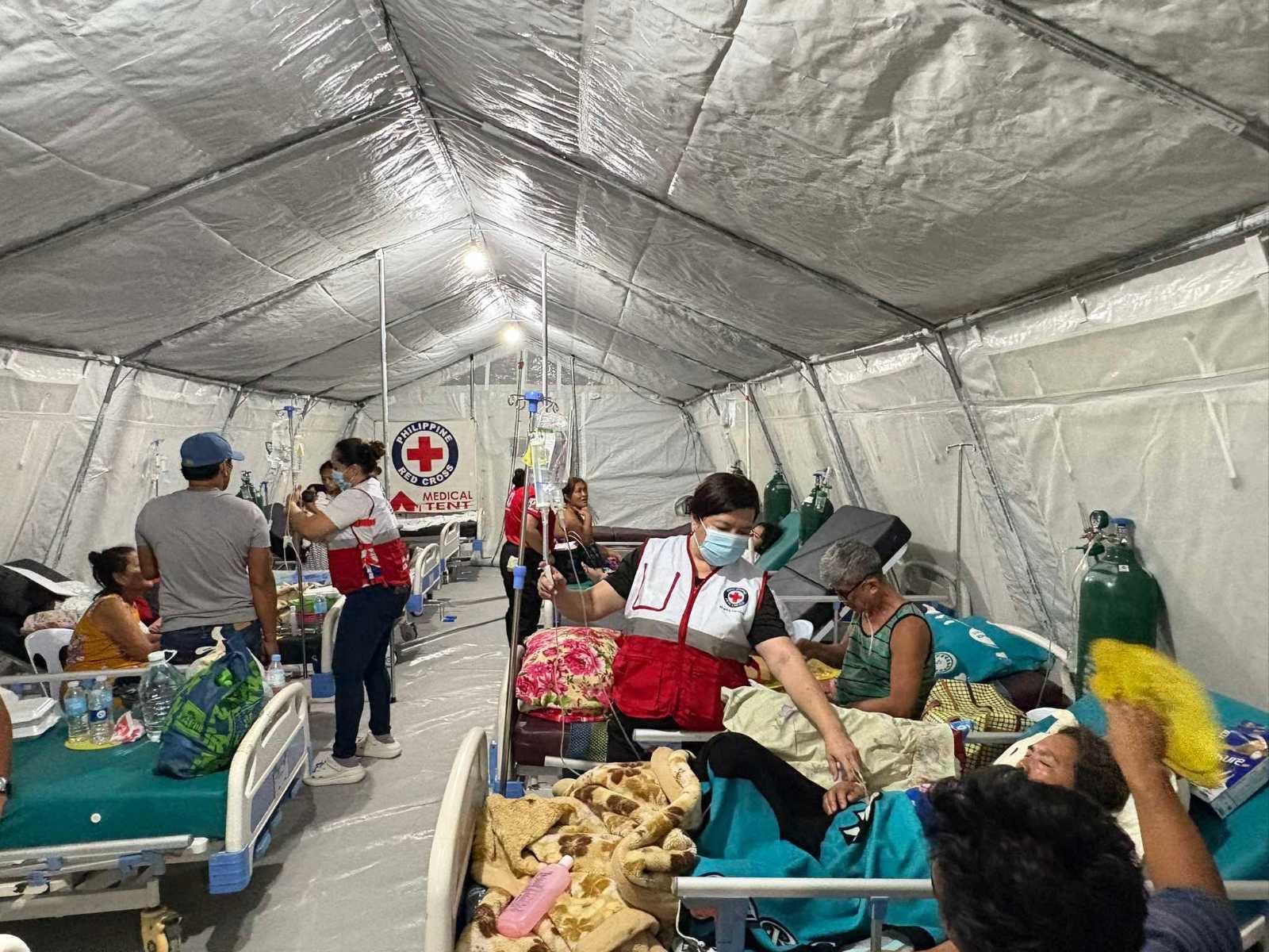 Gov’t hospitals enforce zero billing as Cebu quake patients rush in